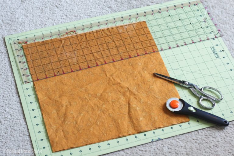 2 Ways to Add a Lining to a Tote Bag {Tote Bag Upgrade} | Radiant Home ...